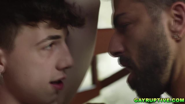 Troye Jacobs Encountered Unexpected Young Cock Gay Porn Aedricdoom