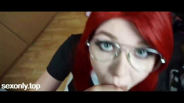 Glasses Sucking Babe Pornlovers1